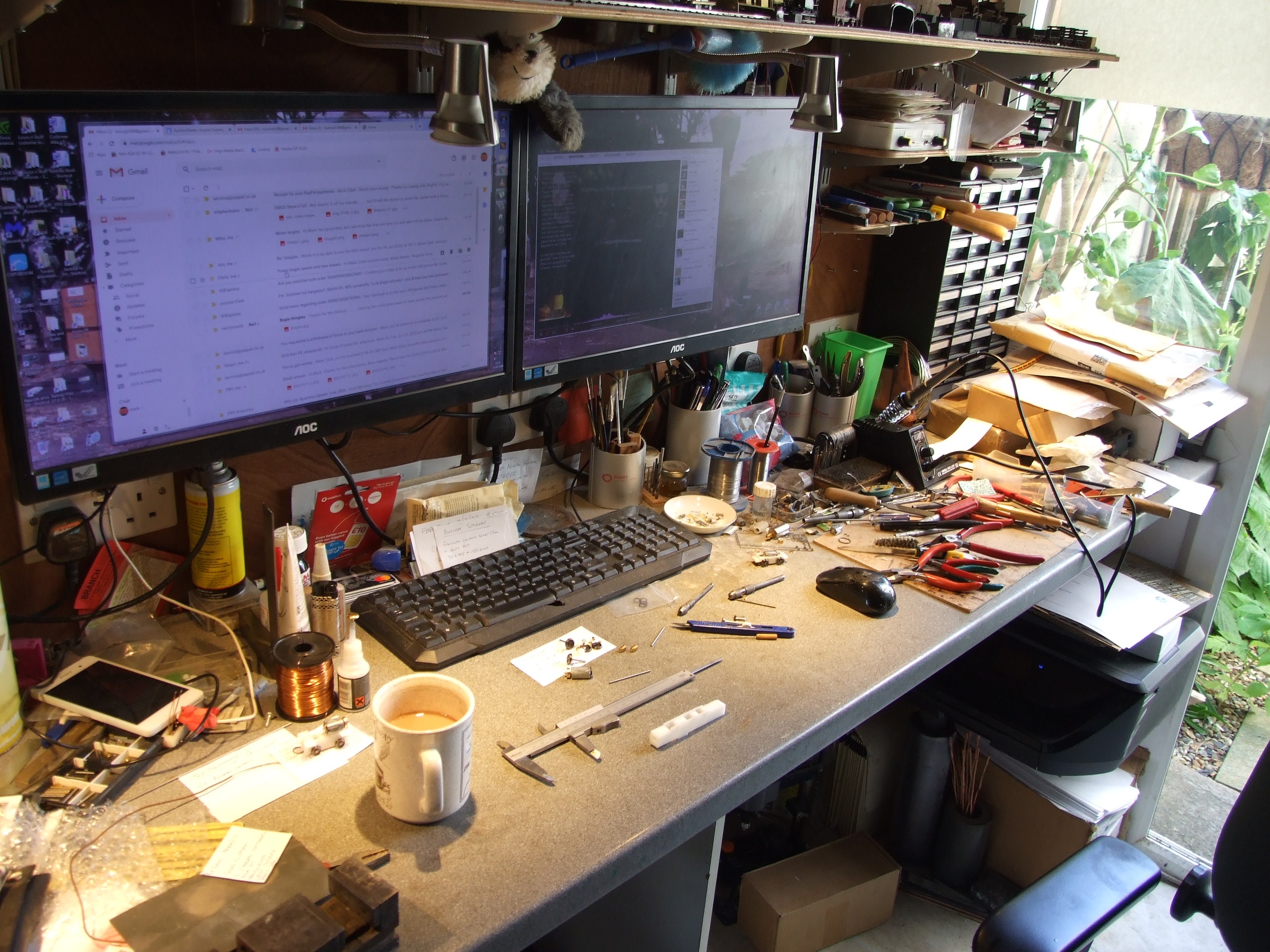 Home [www.locosnstuff.com]